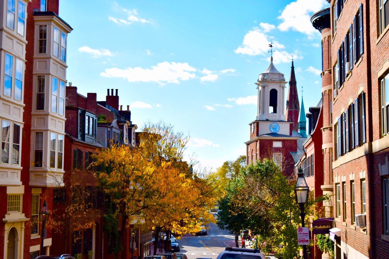 Buildings in a city | ID: 96837698